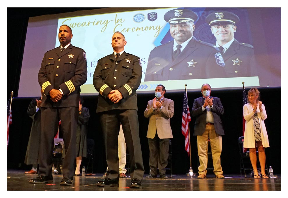 Aurora police Chief and Deputy Chief, Badge of honor – The Voice