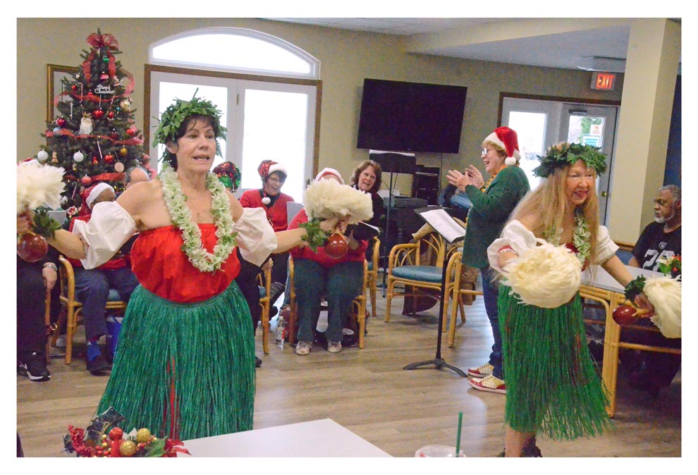 Oswego Senior Singers’ concert at Wedgewood Manor in Montgomery – The Voice