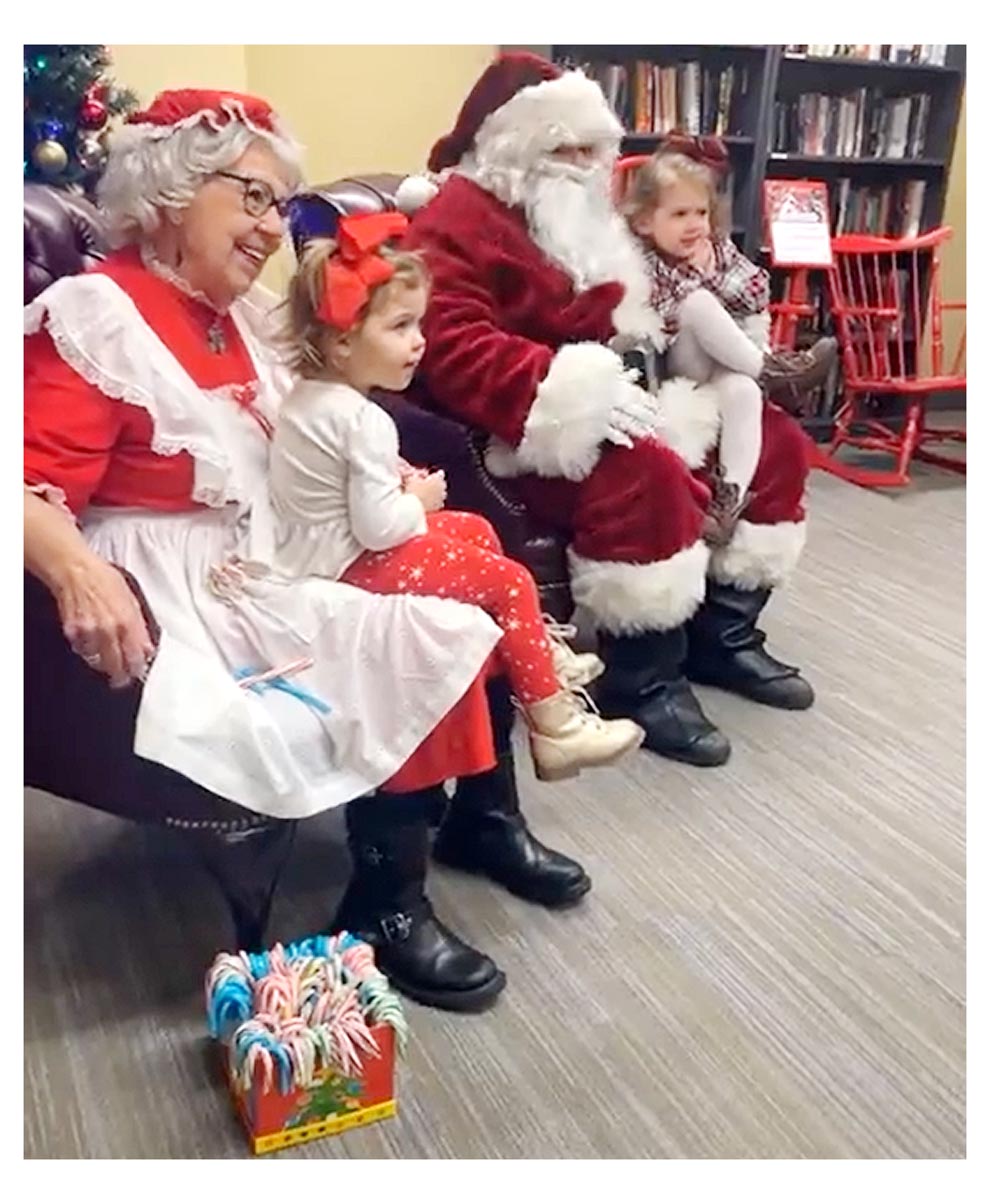 Santa and Mrs. Claus visit children in downtown Montgomery – The Voice