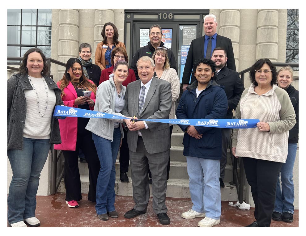 Batavia Chamber of Commerce holds ribbon-cutting for Rae of Sunshine ...