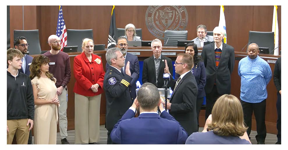 Aurora’s new Police Chief, Matthew Thomas, sworn in – The Voice