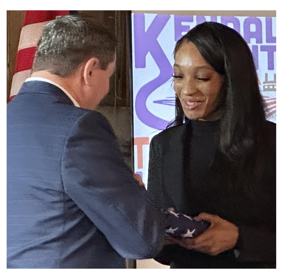Tribute to Heroes honors five who serve seniors – The Voice