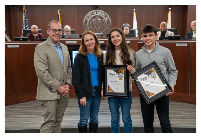 Mayor of Aurora, John Laesch honors two Aurora residents selected to ...
